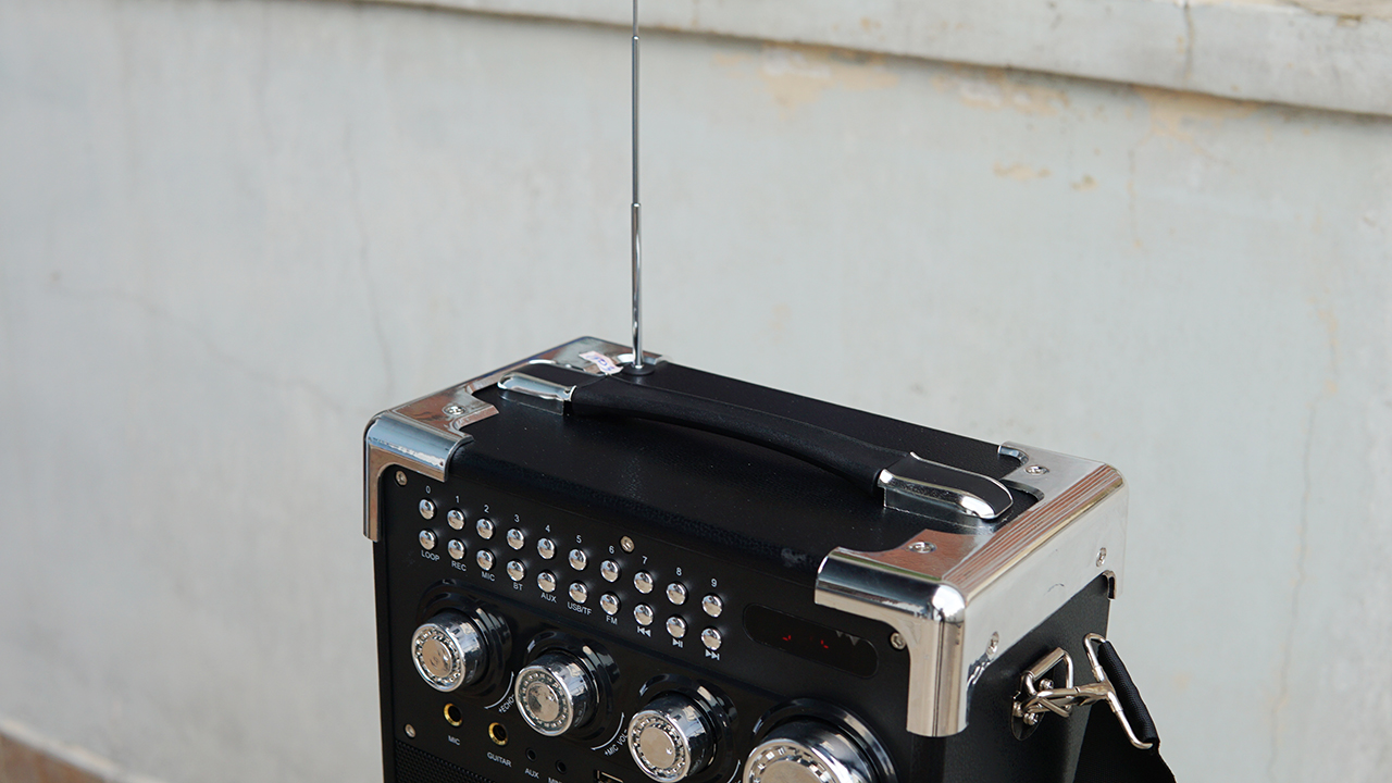 Loa kéo di động K66 chính hãng giá rẻ tại TP HCM tặng mic không dây