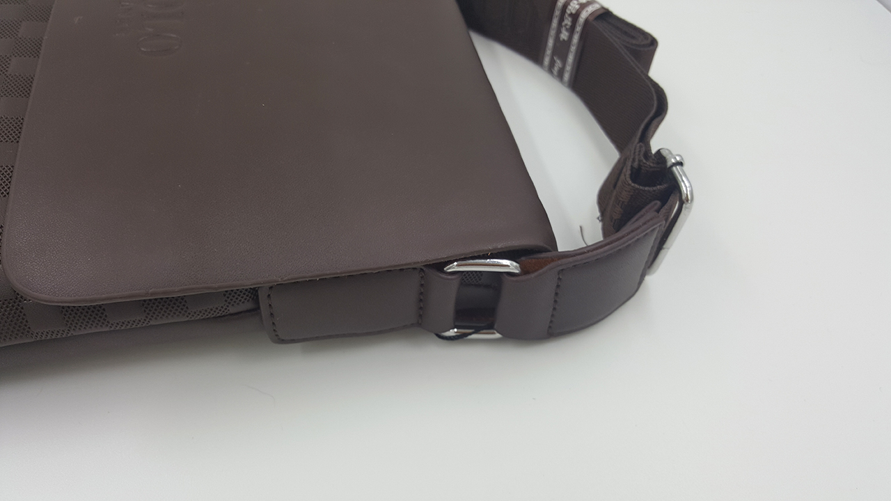 Túi đeo chéo dây da bò Polo đi mưa được No TA2435 giá rẻ tại TP HCM