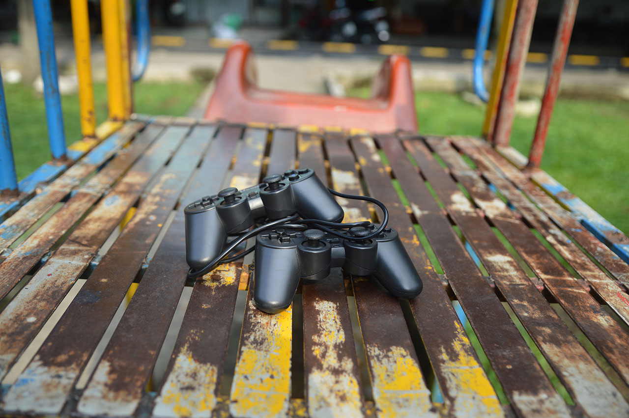 Tay game đôi KM88 có rung giá rẻ